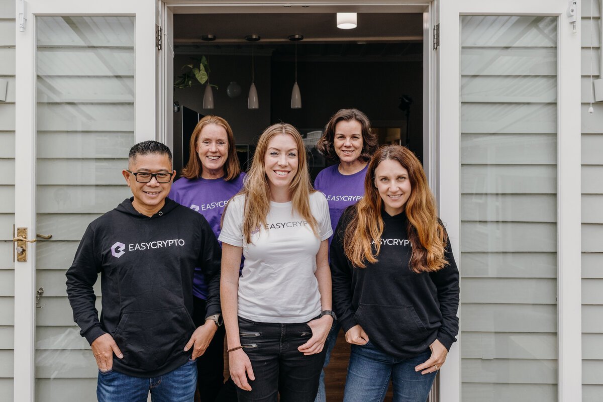 Janine Grainger Easy Crypto: Navigating Challenges in the Crypto World ...